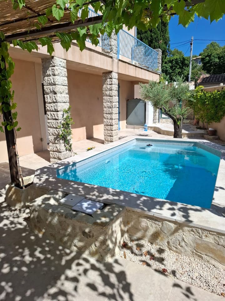 Maison Provençale Rénovée - Pernes-les-Fontaines