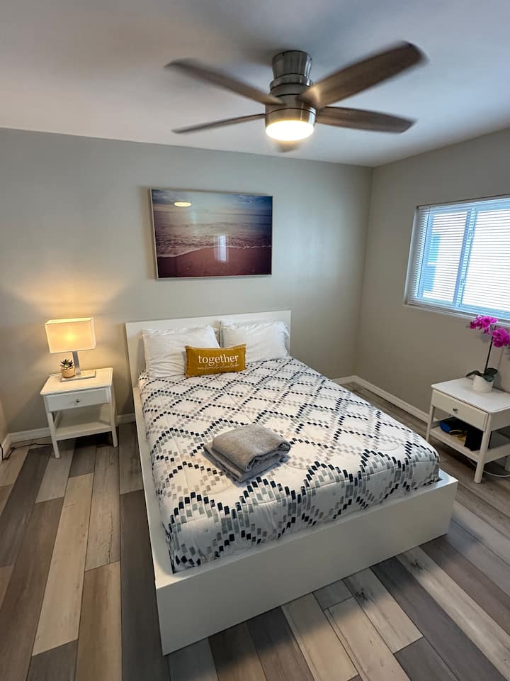 Delightful Clearwater Unit A - Clearwater