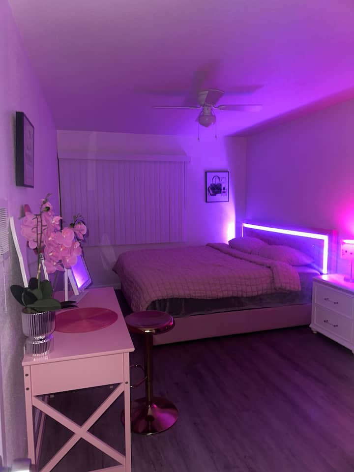 Hello Kitty Apt With Private Patio - Fairfield, CA
