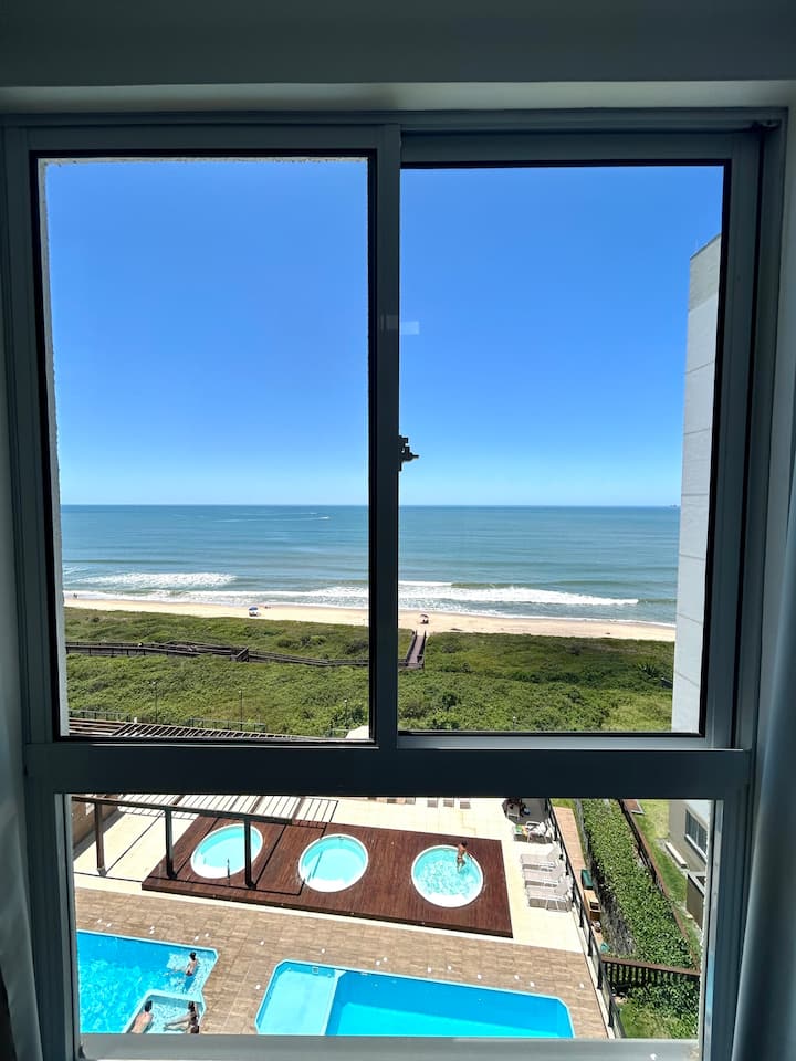 Frente Mar, 2qtos, Churrasqueira, Piscina |Torre 8 - Barra Velha