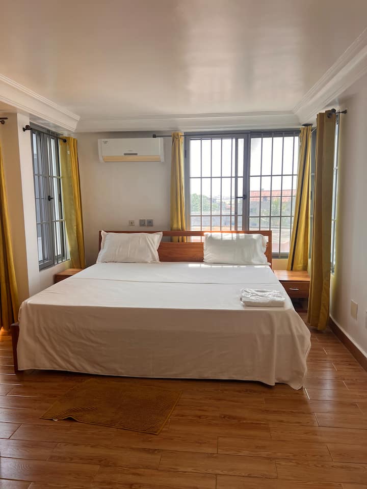 Clean Check-in And Check-out In Cotonou - Cotonou