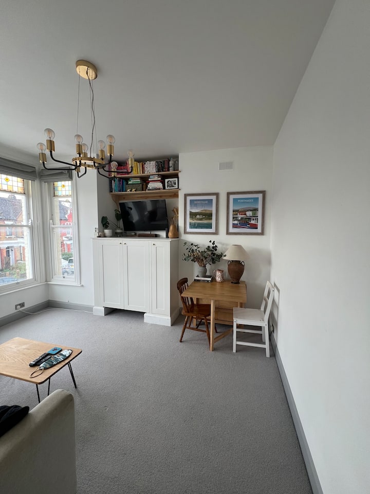 Streatham Common Flat - Streatham - London