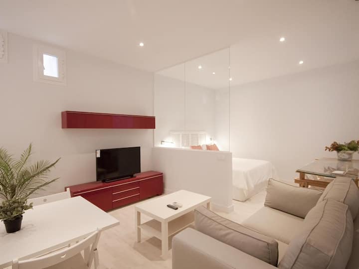 Cozy Apartment In ÓPera - Chamartín