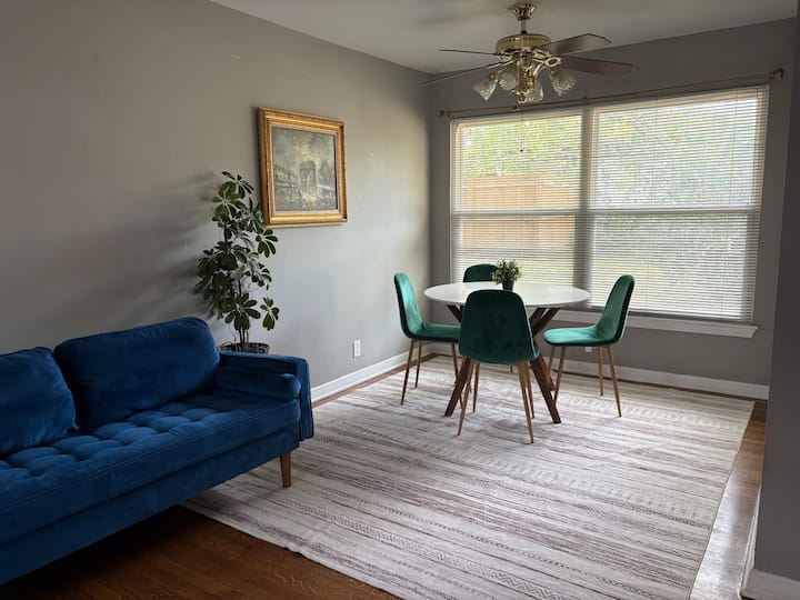 Central And Peaceful Home - Oakland Estates - San Antonio