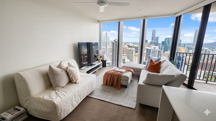 Luxe Top-floor | Amazing Views | C’park +Wifi! - Brisbane