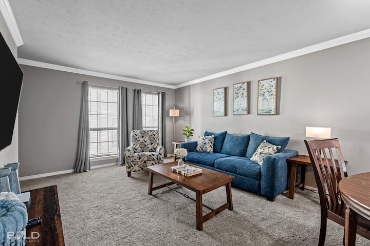 Centrally Located With Attached  Garage - Shreveport