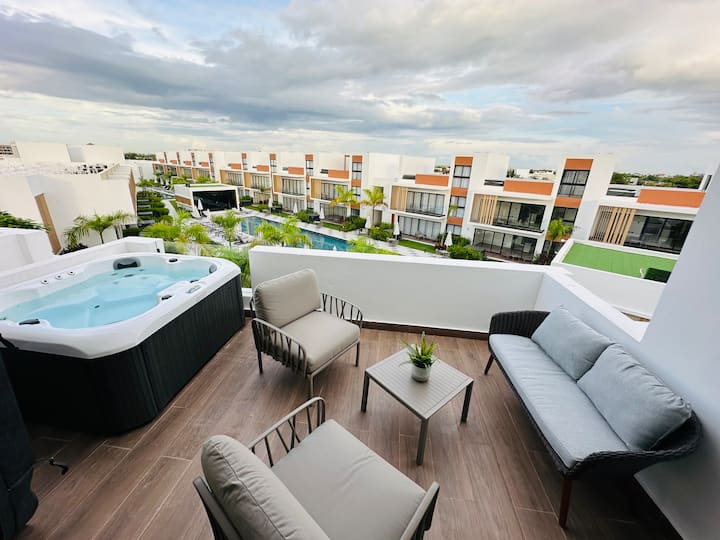 Modern 2br Retreat In Vistacana W/ Jacuzzi - Punta Cana
