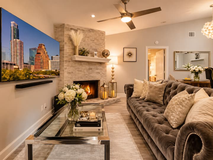 Domain Hidden Gem 2br,2ba W/fireplace/king Bed - Austin, TX