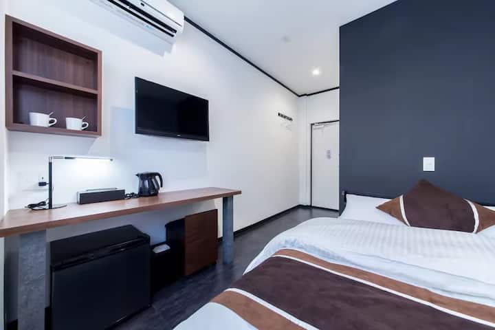 Oh My Hotel 202丨5min Sta丨namba Dotonbori丨free Wifi - Osaka, Japan