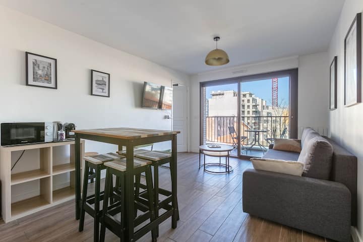 Two Bedroom Flat With Balcony And Garden View - Le Kremlin-Bicêtre