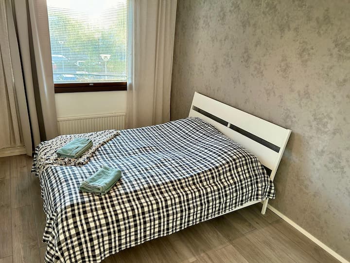 Newly Renovated Apartment Next To Metro Station - Helsinki