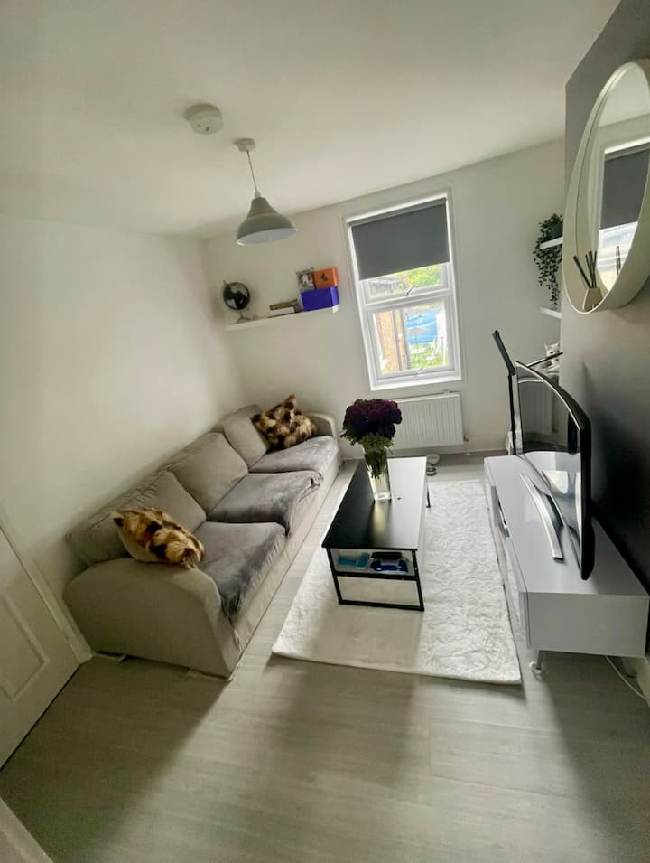 Comfortcorner - Croydon, UK