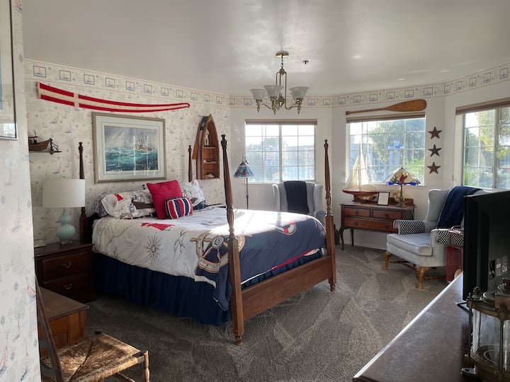 The Dockside Suite - Marina Street Inn - Morro Bay, CA