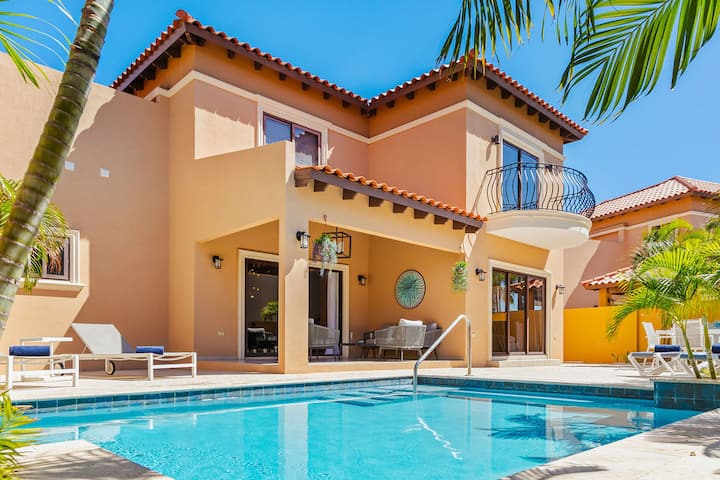 4br Villa @ Gold Coast W/ Pool + Gym & Tenniscourt - Aruba