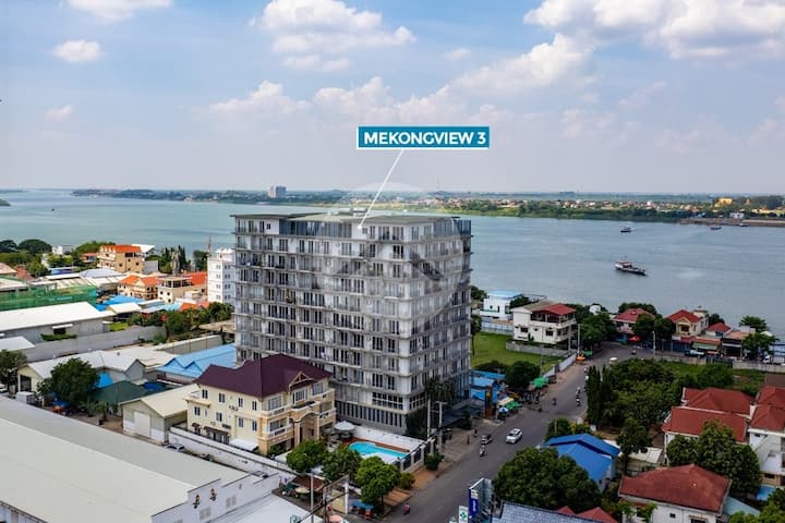 A Nice View Flat Along Mekong - Phnom Penh