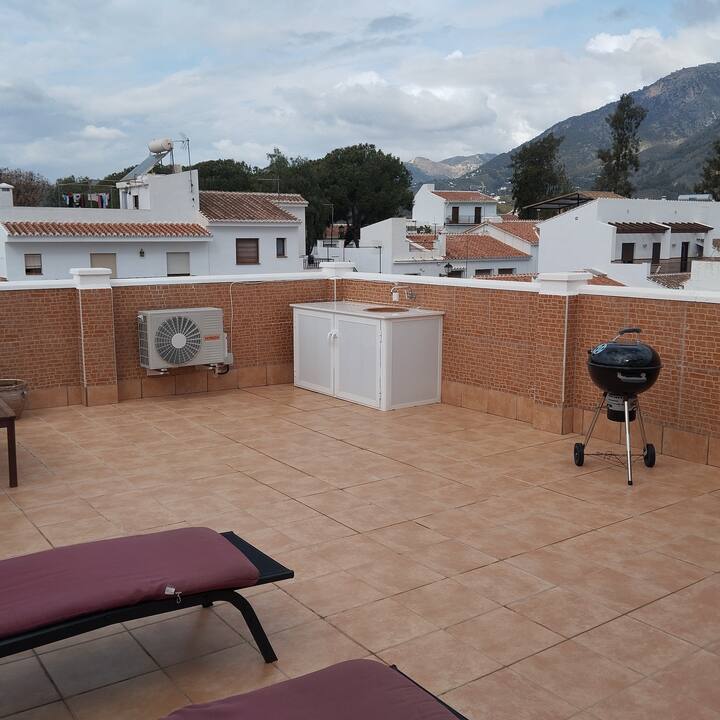 ÁTico Con Gran Terraza Privada Solarium - Frigiliana