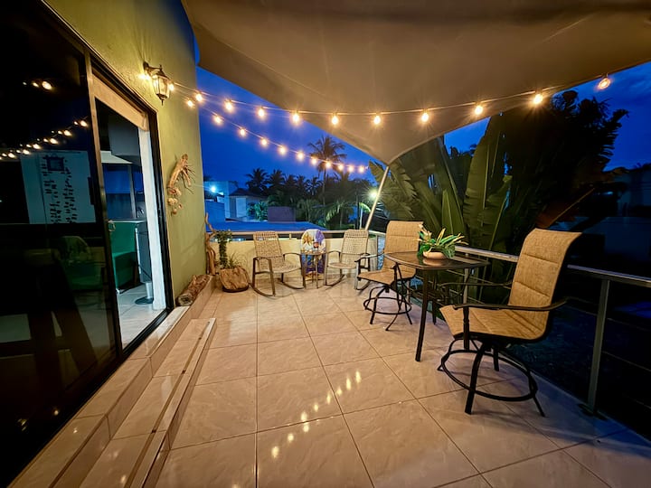 Two Blocks From Beach Mini-loft - Manzanillo