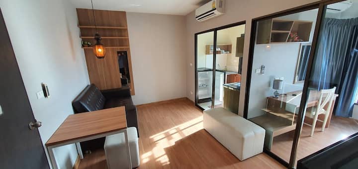 Fully Furnished 1-bedroom Condo With Fast Wifi - Chiang Mai