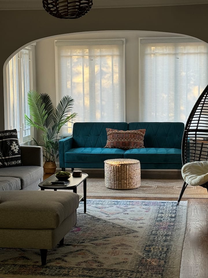 Treetop Vista • Spacious Luxe Near Dt Chi+parking - Hanson Park - Chicago