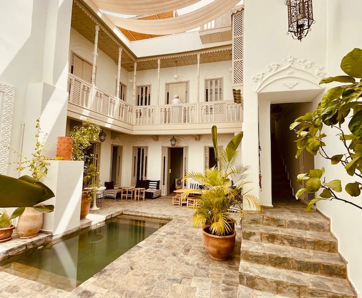 Riad Historique Avec Piscine Quartier Mouassine - Marrakesh
