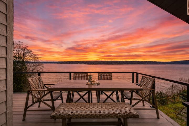 Brownsville Bay Lookout - Spacious 4 Bedroom Home! - Poulsbo, WA