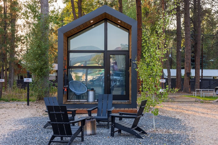 *All-new* Tiny Meets Luxury (Cabin 3) - Idaho City, ID