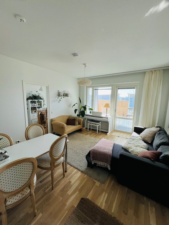 Moderni Kaupunkilaiskolmio - Helsinki
