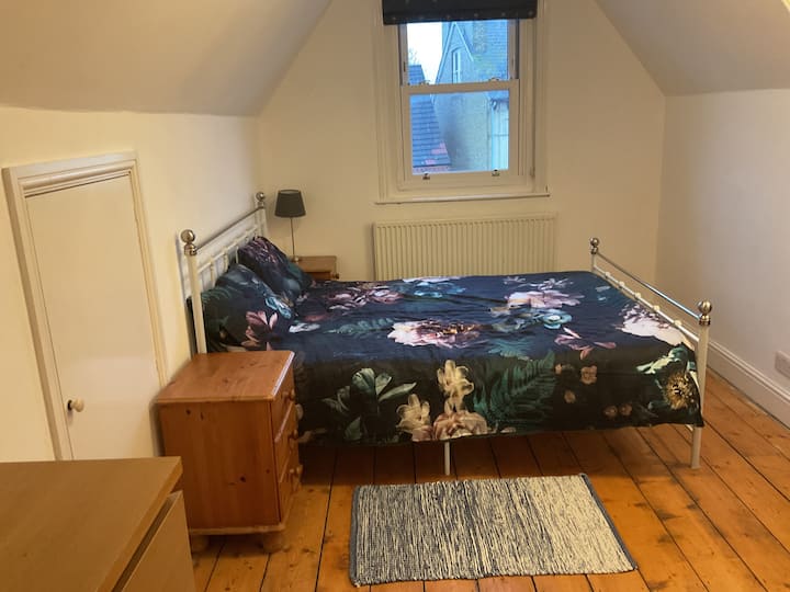 Guest Suite In Centre Of Ashford - Kent