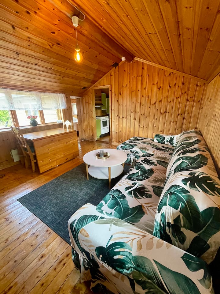 Mysig Stuga I Skogen 35 Min Med Buss Från Slussen - Gustavsberg