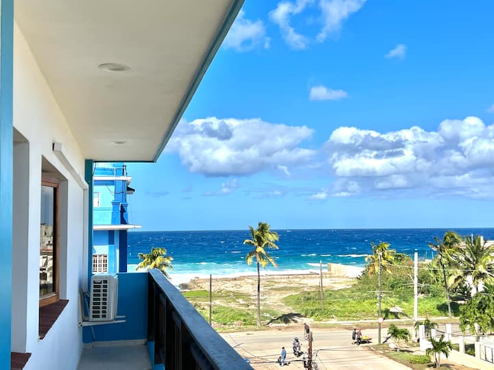 Luxury Penthouse Apartment-pure Ocean Views - Havana