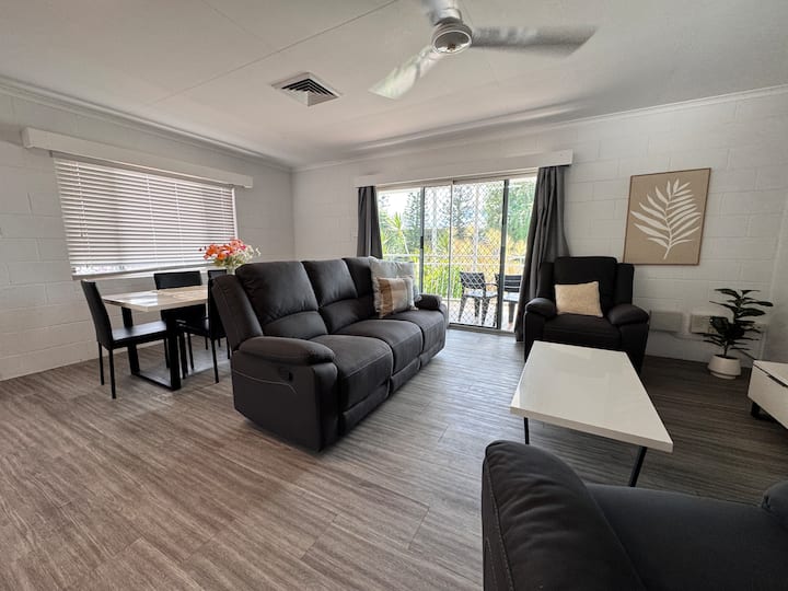 Getaway At Paxton, Townsville Apartments - Magnetic Island