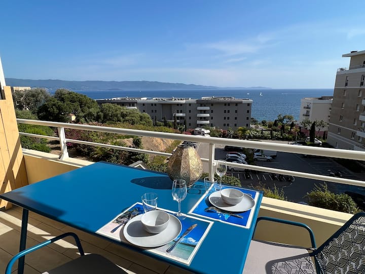 Vue Mer Aux Sanguinaires Pour 4 - Ajaccio