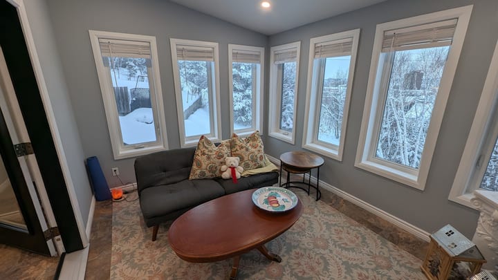 Cosy Tiny Home • Bright & Private Stay - Greater Sudbury