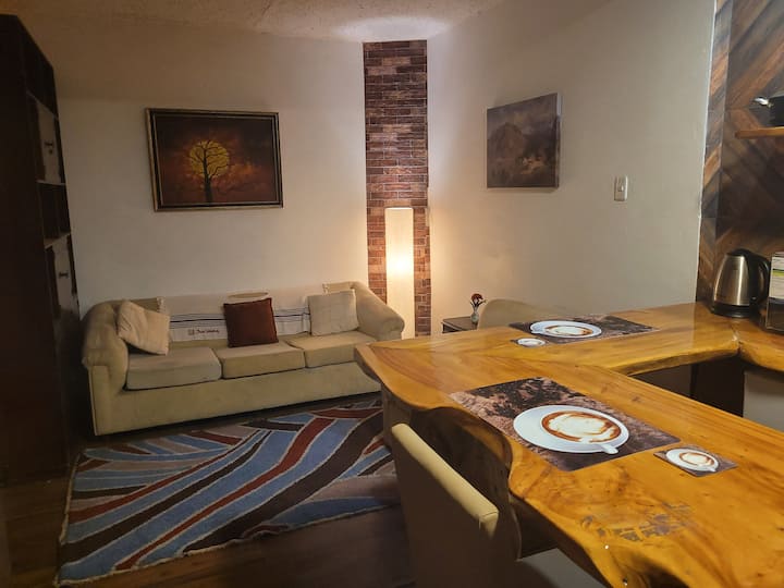 Arriendo Mensual. Mini Suite E 33 Mt En Batán Alto - Quito