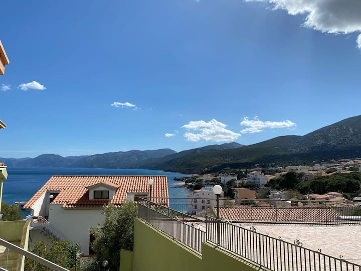 Penthouse With Sea View, A/c, Wi-fi – Cala Gonone - Cala Gonone