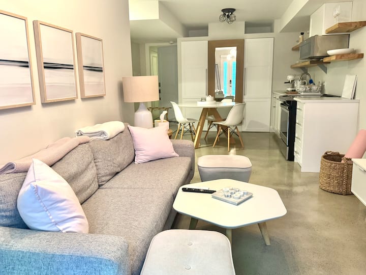 Heated Floors | Modern 1br Suite | Midtown - Toronto