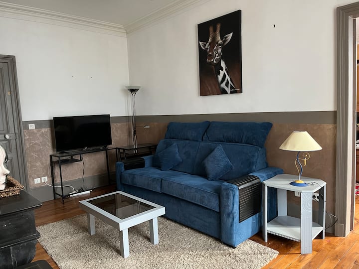 Le Salon D'augusta - Classé  3 * Centre Bourges - Bourges