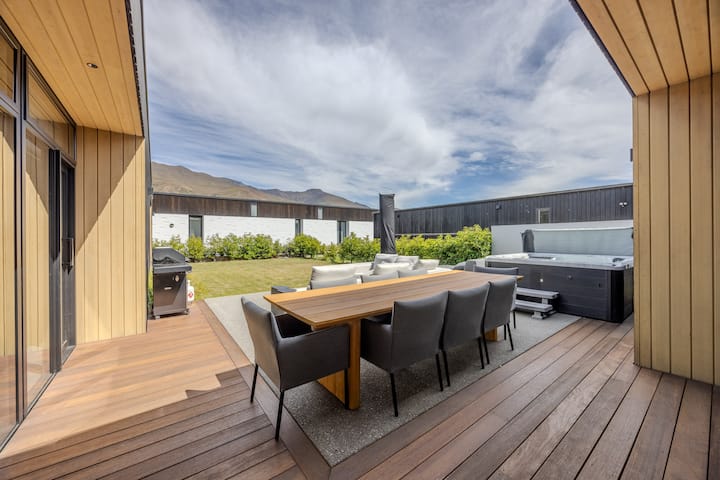 Stunning Stackbrae - Wānaka