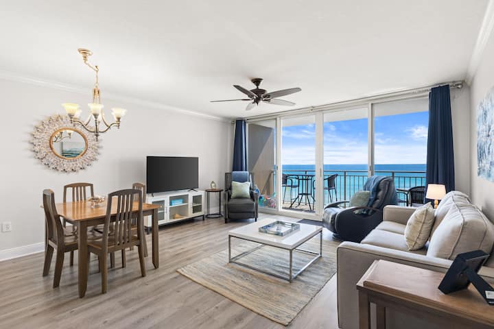 Oceanfront Oasis At Emerald Beach Resort - Panama City Beach, FL