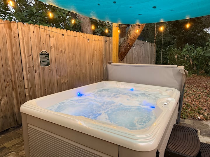 Hot Tub! Serene Coastal Walk To Vilano Beach~2br - Vilano Beach, FL