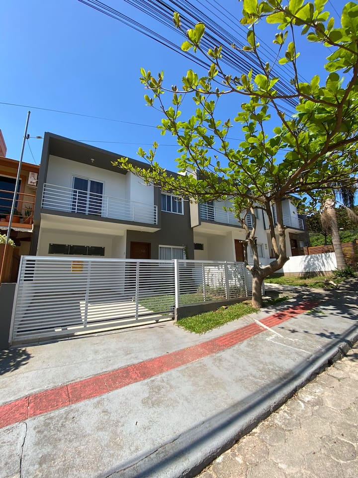 Apartamento Completo Panorâmico - Garopaba