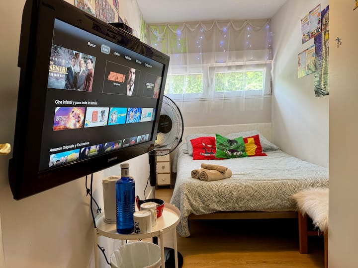 Habitación Marvel Con Baño Compartido - Alcobendas