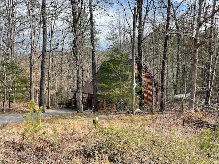 Family/pet Friendly! | Secluded On 1.7 Acres! - Wears Valley, TN