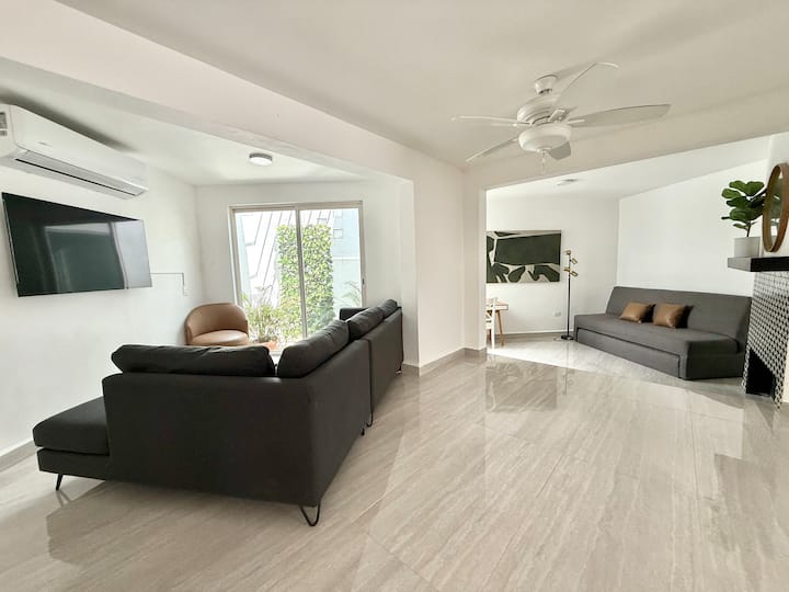 Casa Amplia Remodelada Contry Silla Tec - Monterrey
