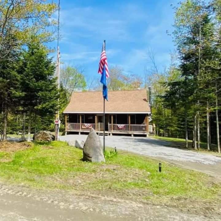 North Road Cabin - Moosehead Lake, ME