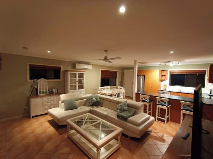 Leafy 3 Bdrm Retreat Mins To Seaworld + Surfers P - Nerang