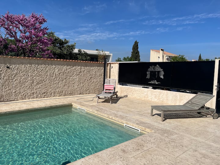 Haut Villa Avec Piscine Privée Et Extérieur - La Fare-les-Oliviers