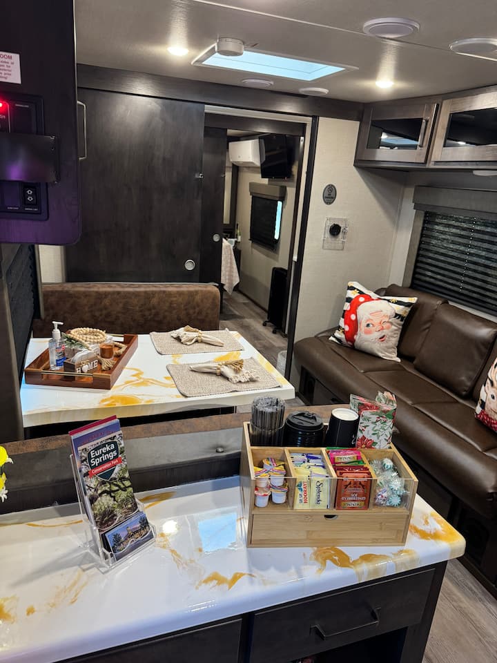 Aileen Camping Space. - Tampa, FL