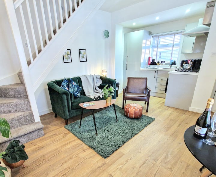 York Retreat Near Centre + Free Private Parking - York, UK