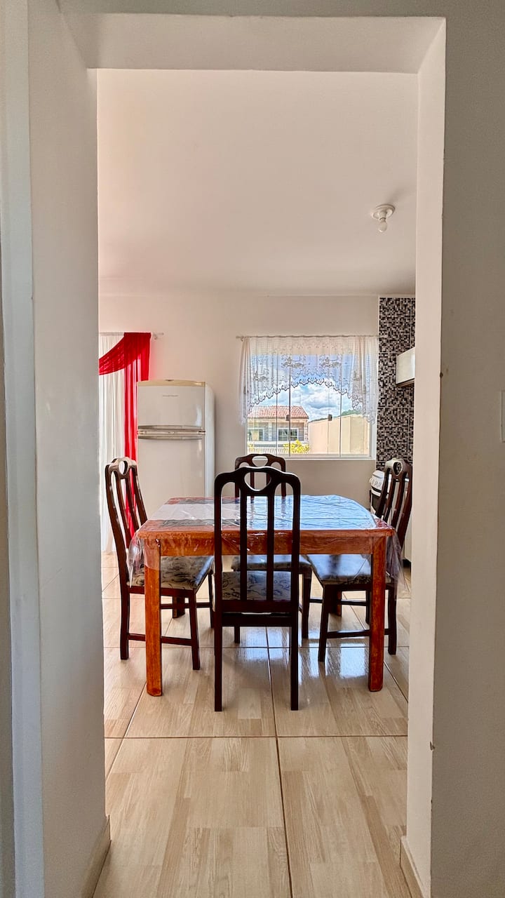 Apartamento Em Guaratuba | Localização Excelente - Guaratuba